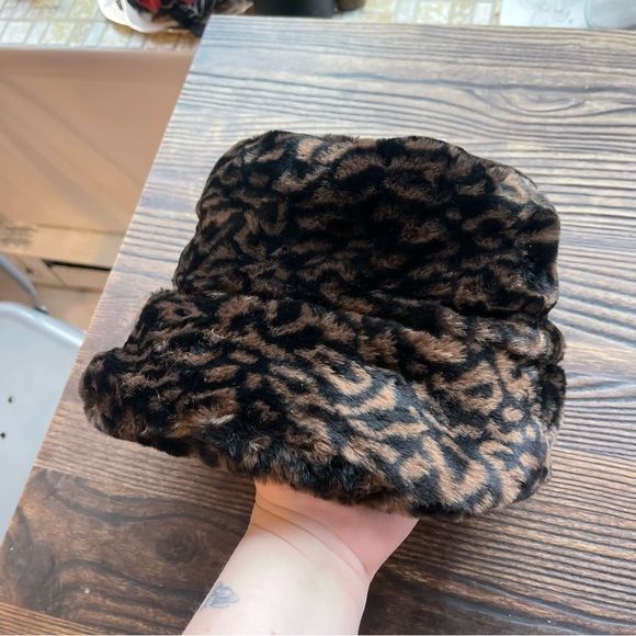 Accessories | Y2k Faux Fur Hat | Poshmark